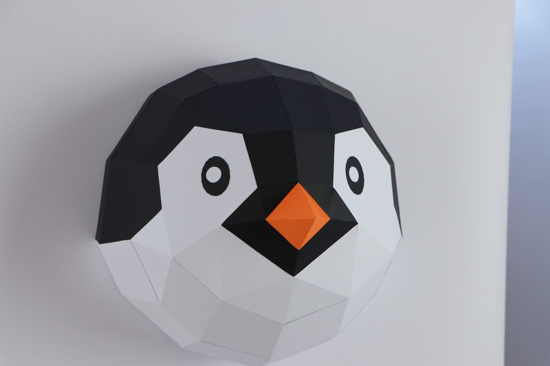 Penguin Head Wall Sculpture (Free) - LACRAFTA