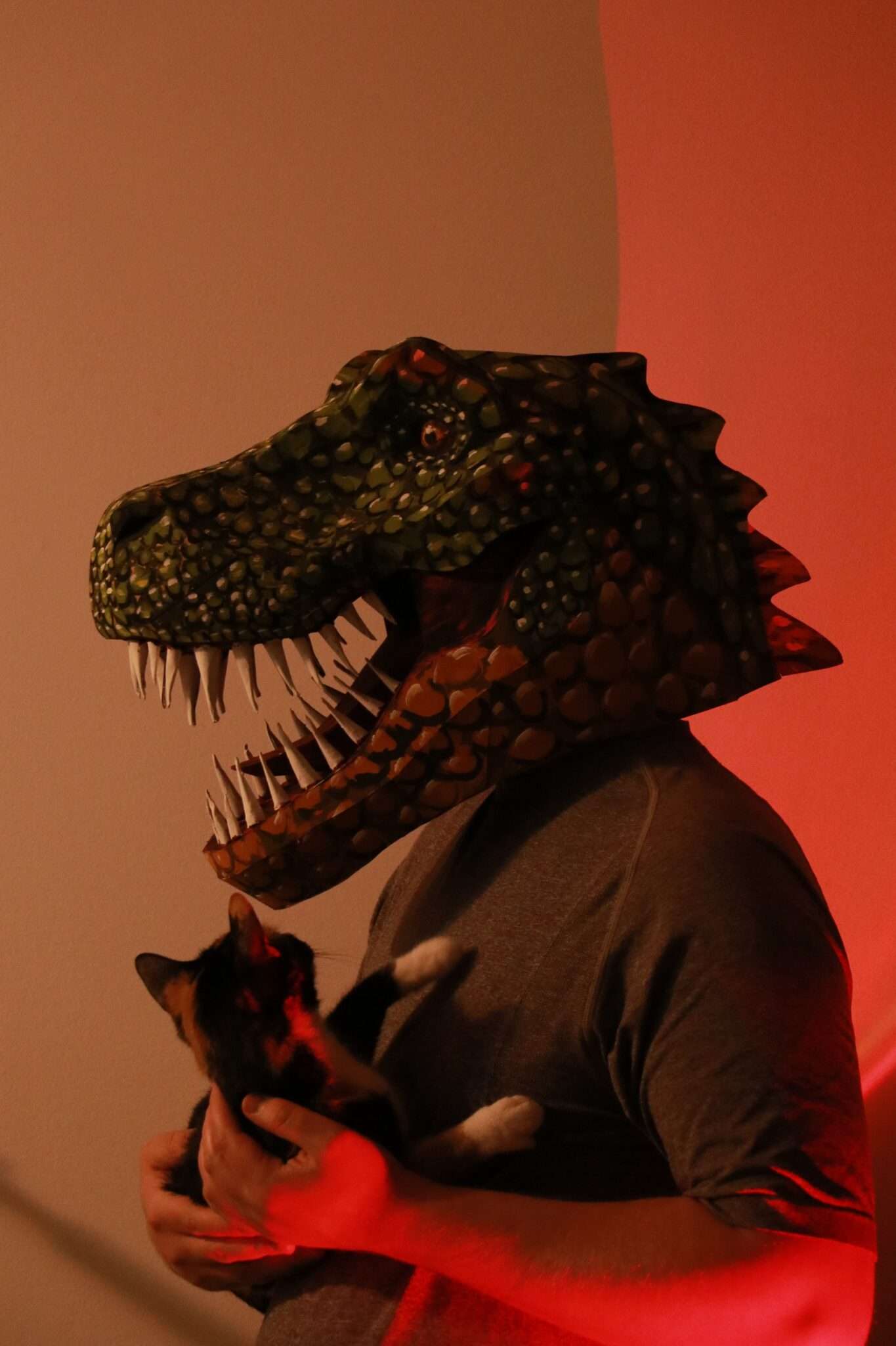 T-Rex Mask (Papercraft & EVA Foam) - LACRAFTA