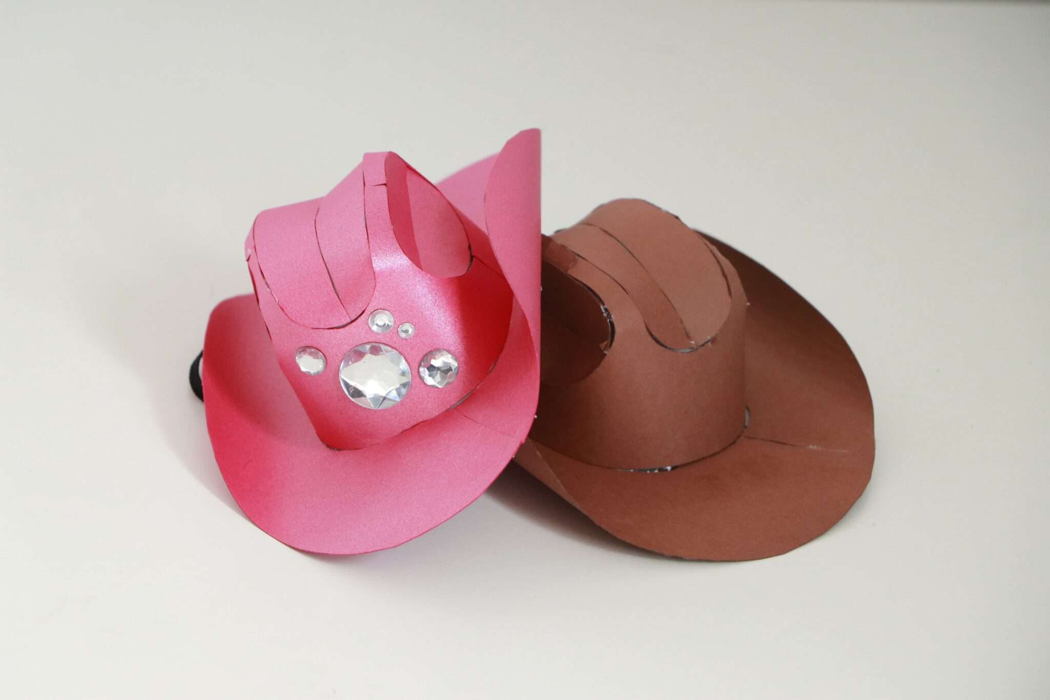 Sombrero de vaquero (plantilla de papel) - LACRAFTA