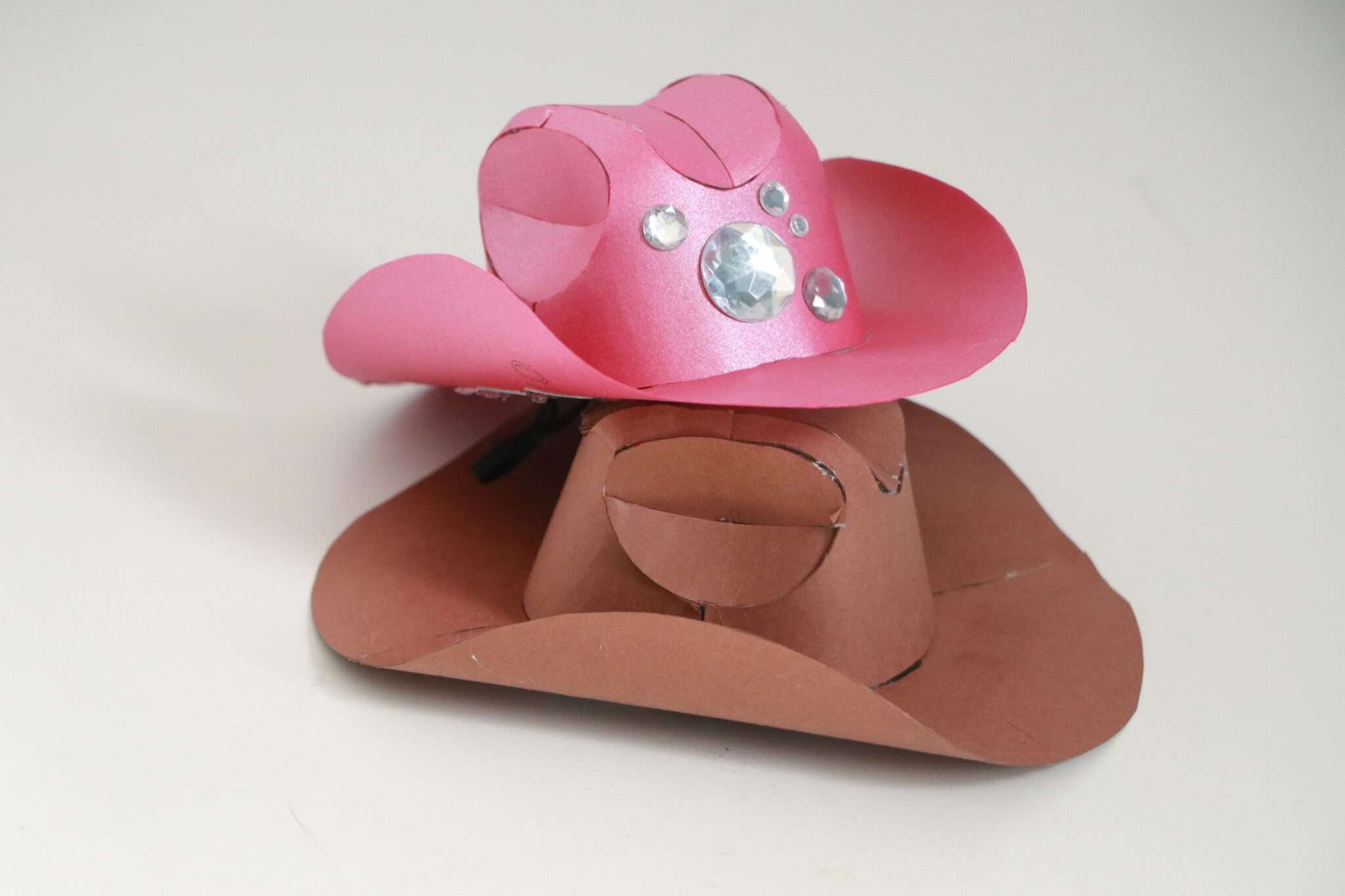 Plantilla de sombrero de vaquero DIY (PaperCraft o espuma EVA), tamaño ...