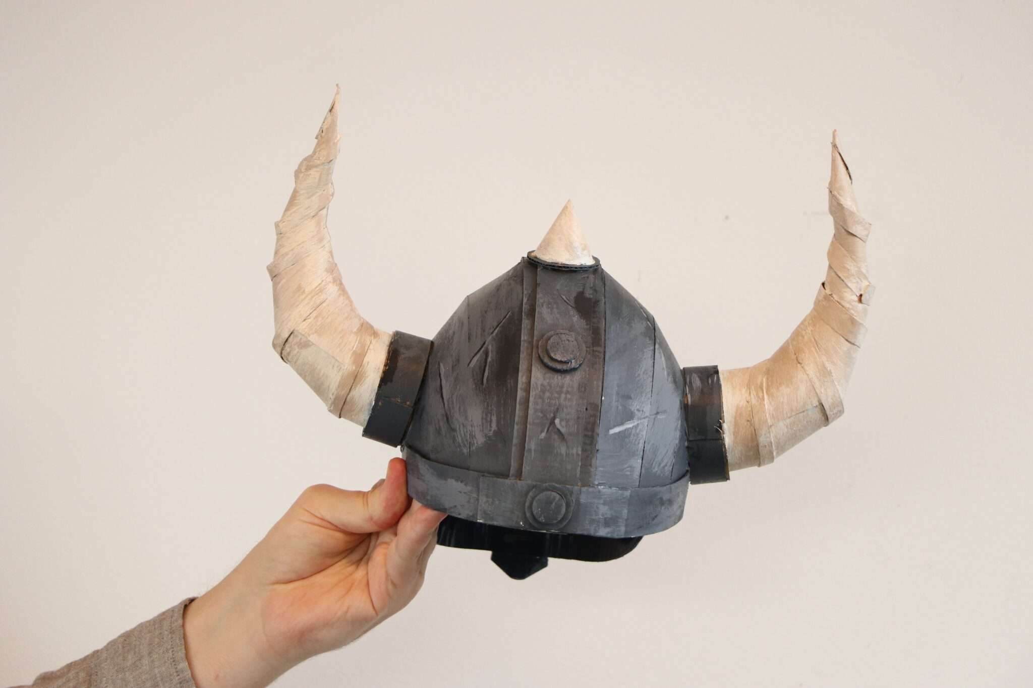 Viking Helmet (Papercraft Template) - LACRAFTA